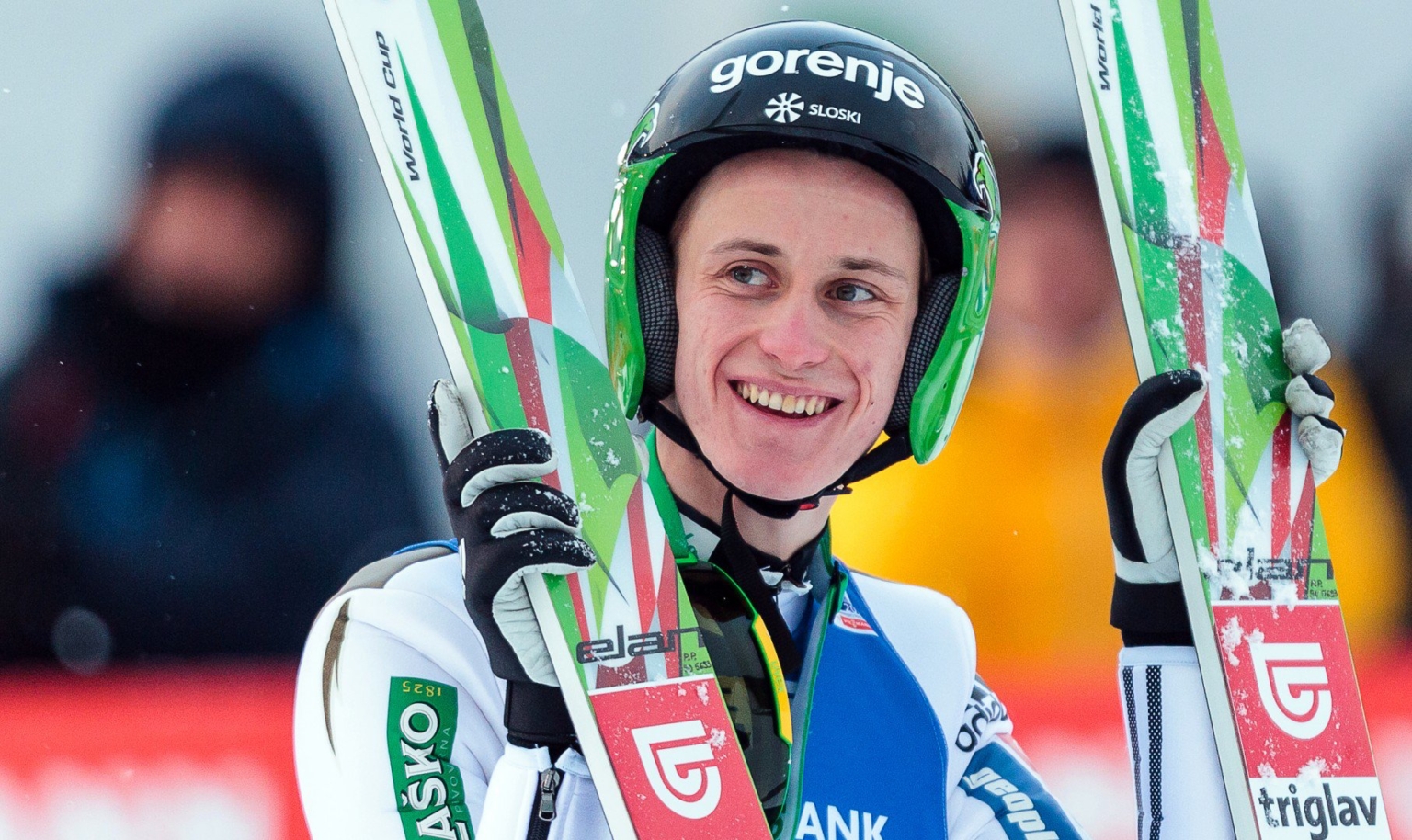 Peter Prevc in Petra Majdič s srčnostjo navdušila v Beogradu - NaDlani.si
