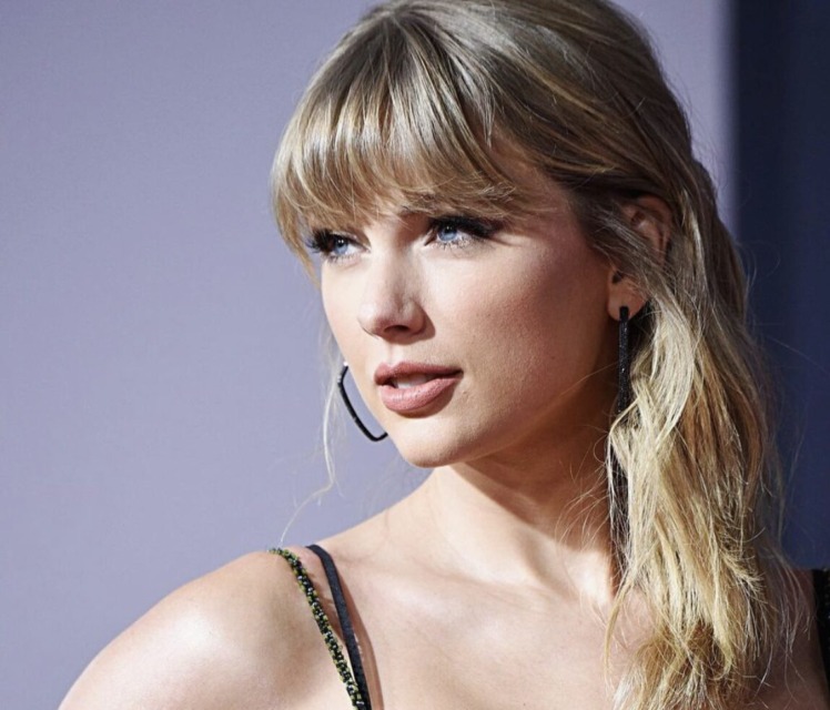Taylor Swift: vse o superzvezdnici - NaDlani.si