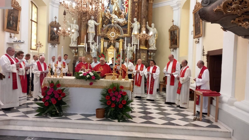 Umrl znani slovenski župnik: “Bil je goreč duhovnik in človek z velikim ...
