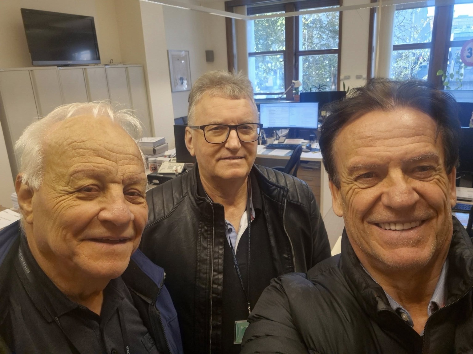 To pa je presenečenje: Partis.si se vrača? - NaDlani.si