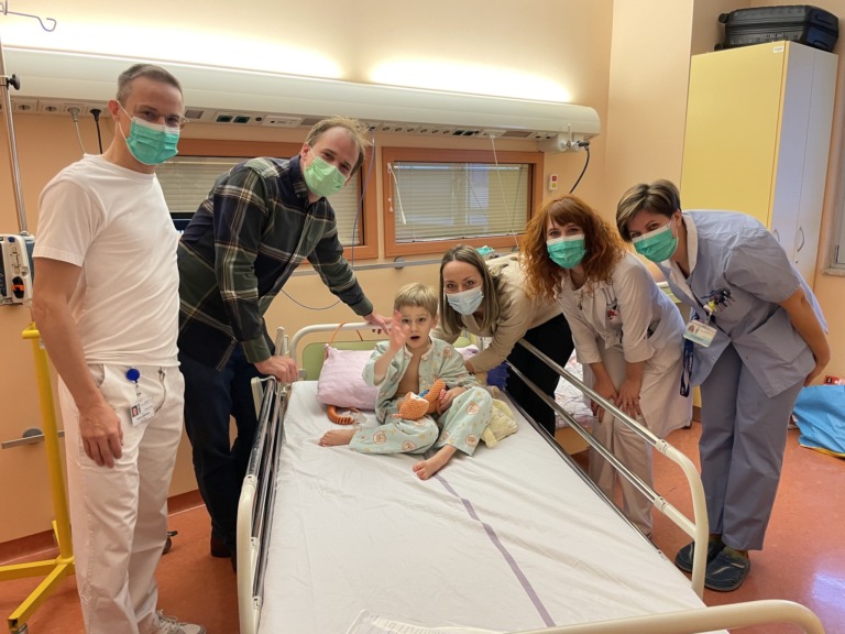 To pa je presenečenje: Partis.si se vrača? - NaDlani.si